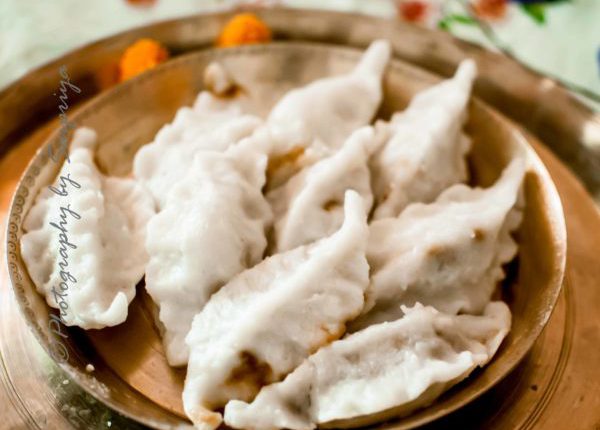 Manda Pitha Recipe | Mohura Pitha | Odiya Style Rice Dumplings