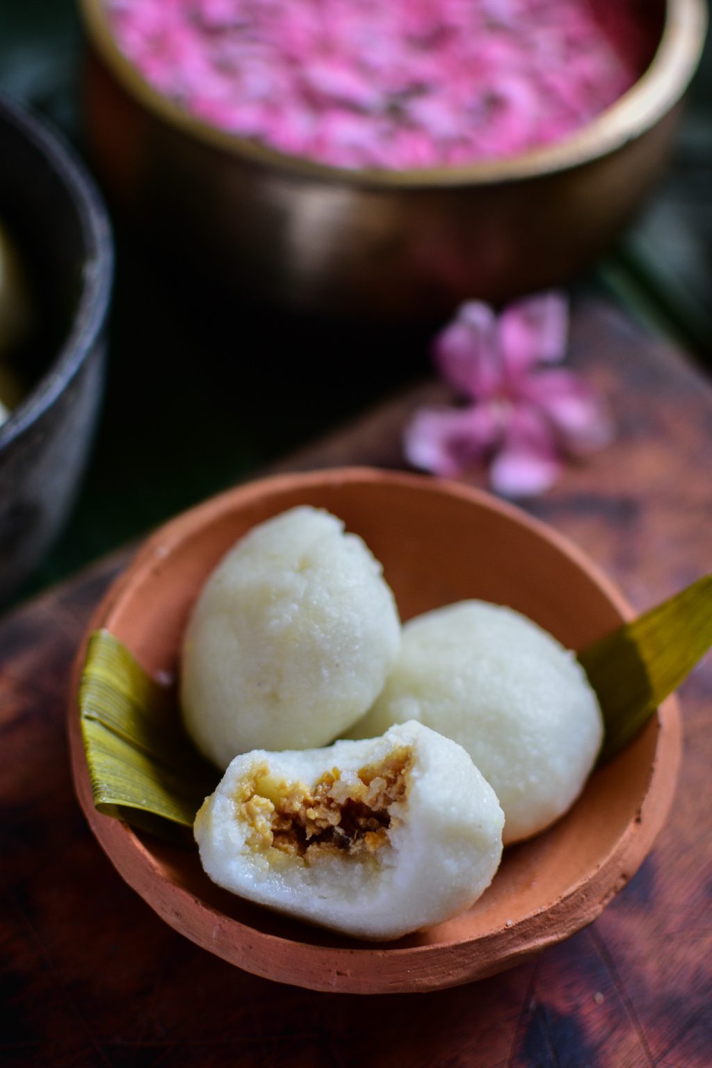 Stuffed Rice Dumpling Recipe | Odia Chhena Manda Pitha